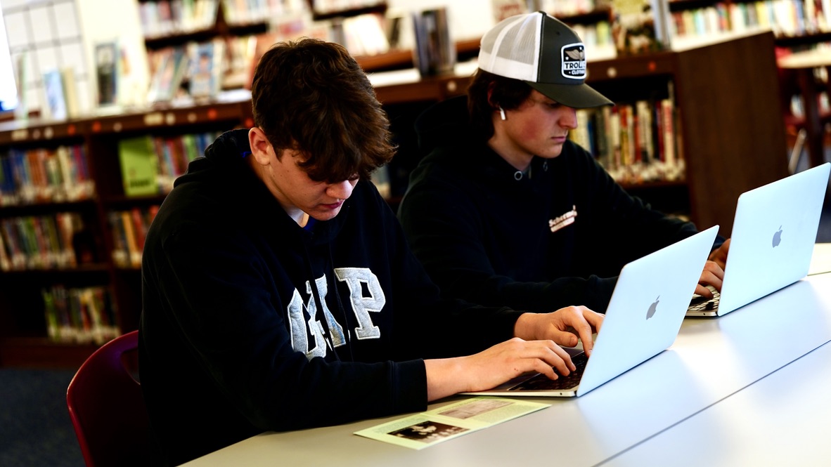 Jr.-Sr. High School - Lake George Central School District